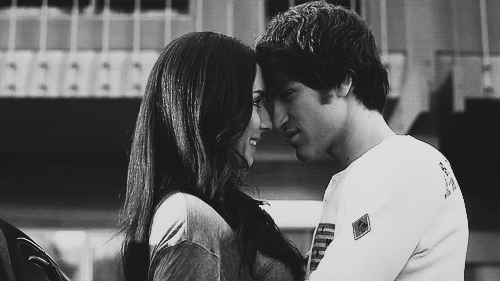 Pretty Little Liars Gif - Gif Abyss