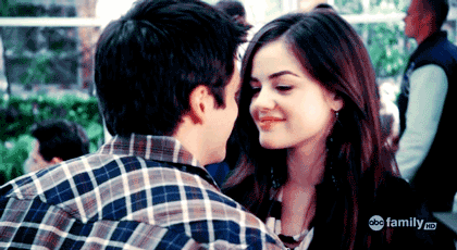 Pretty Little Liars Gif - Gif Abyss