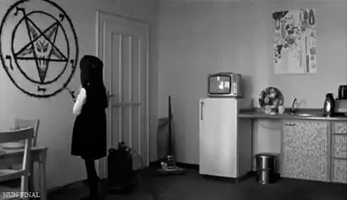 Gothic Gif - Gif Abyss