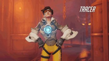 Tracer in Action - Overwatch GIF - Gif Abyss