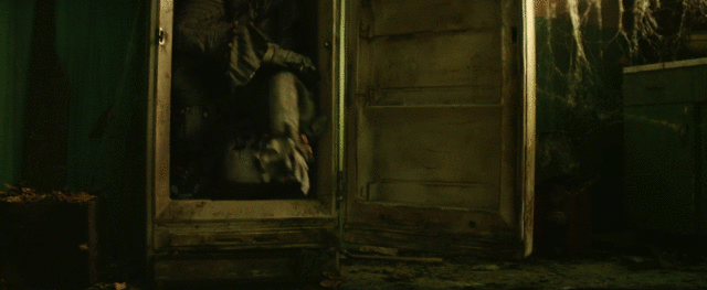 Download Horror Movie It (2017) Gif - Gif Abyss