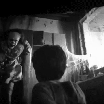 Download Horror Movie It (2017) Gif