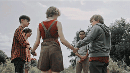 Download Movie It (2017) Gif