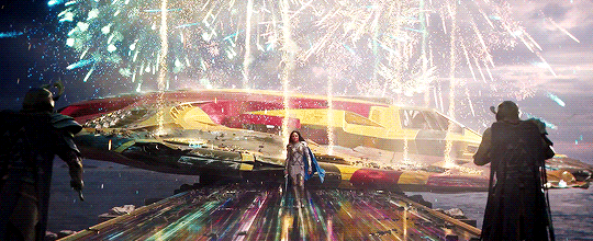 Download Movie Thor: Ragnarok Gif