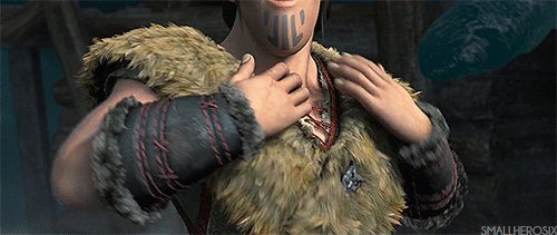 How to Train Your Dragon 2 — Viking Fur Close-Up (Animated GIF) - Gif Abyss