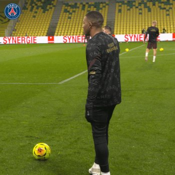 Download Paris Saint-Germain F.C Kylian Mbappé Sports Gif - Gif Abyss