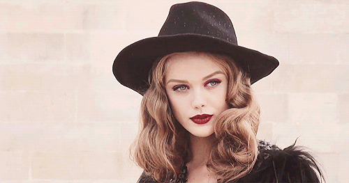 Download Woman Model Gif