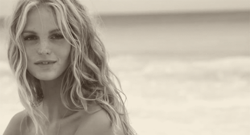 Download Woman Model Gif - Gif Abyss