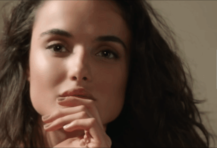 Model Gif - Gif Abyss