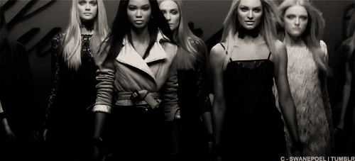 Download Woman Model Gif - Gif Abyss