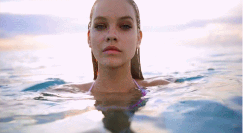 Download Woman Model Gif - Gif Abyss