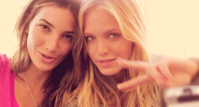 Download Woman Model Gif