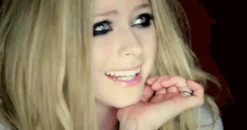 Avril Lavigne Gif - Gif Abyss