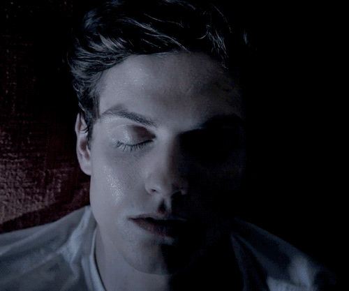 Download TV Show Teen Wolf Gif