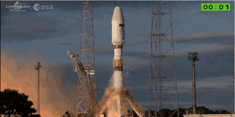 Download Sci Fi Rocket Gif