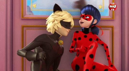 Download TV Show Miraculous Ladybug Gif - Gif Abyss