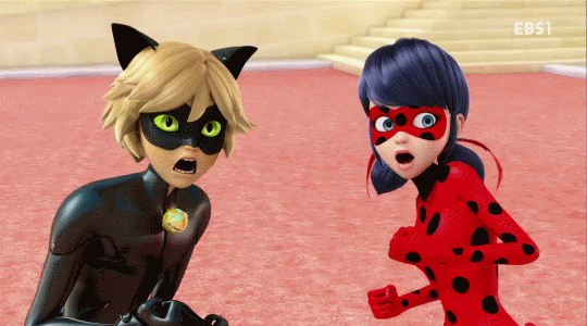 Download TV Show Miraculous Ladybug Gif