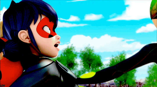 Download TV Show Miraculous Ladybug Gif