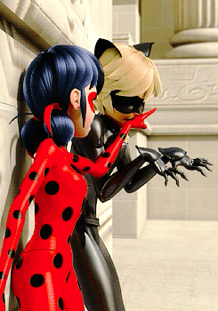 Download TV Show Miraculous Ladybug Gif - Gif Abyss
