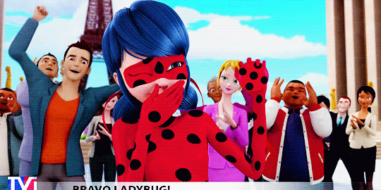 Download TV Show Miraculous Ladybug Gif