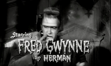 Download TV Show The Munsters Gif
