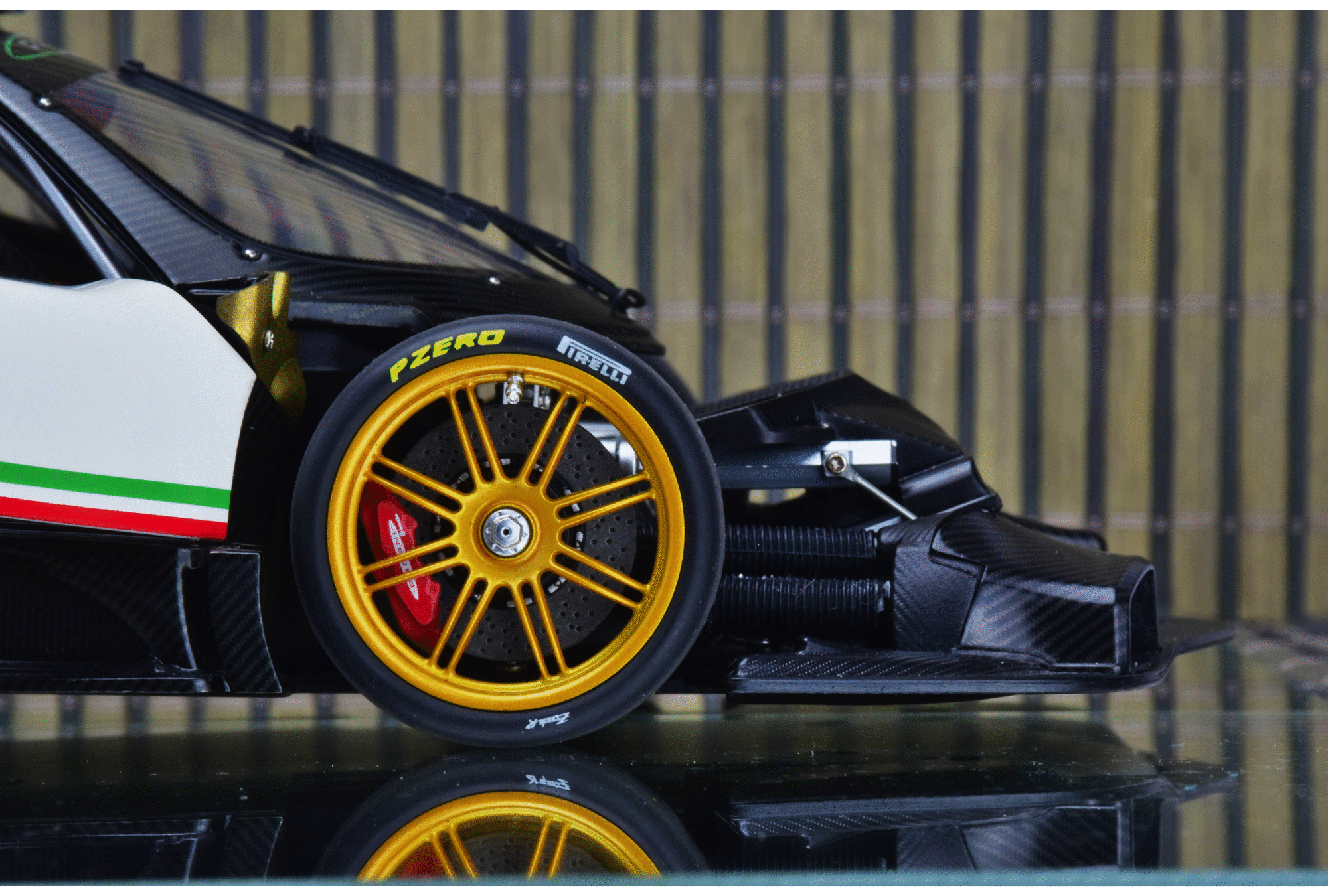 Download Supercar Vehicle Car Pagani Gif